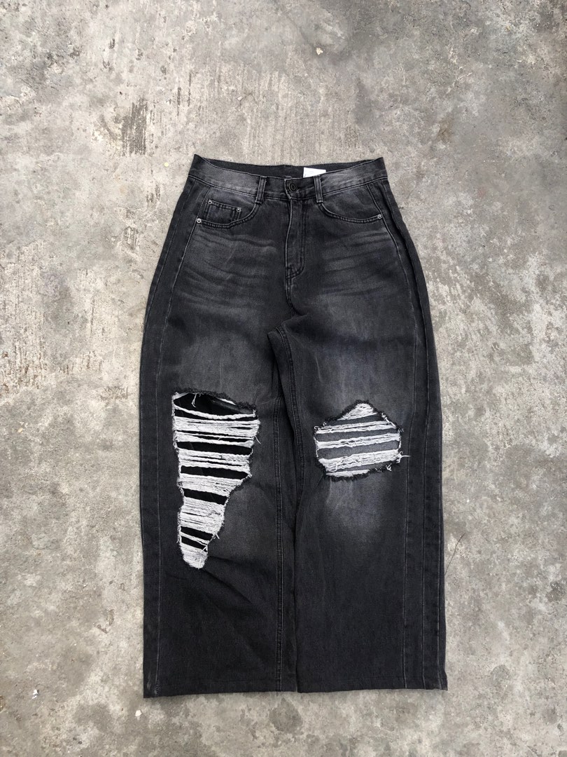 Collavo Ripped Washed Baggy Jeans, Men's Fashion, Bottoms, Jeans on ...