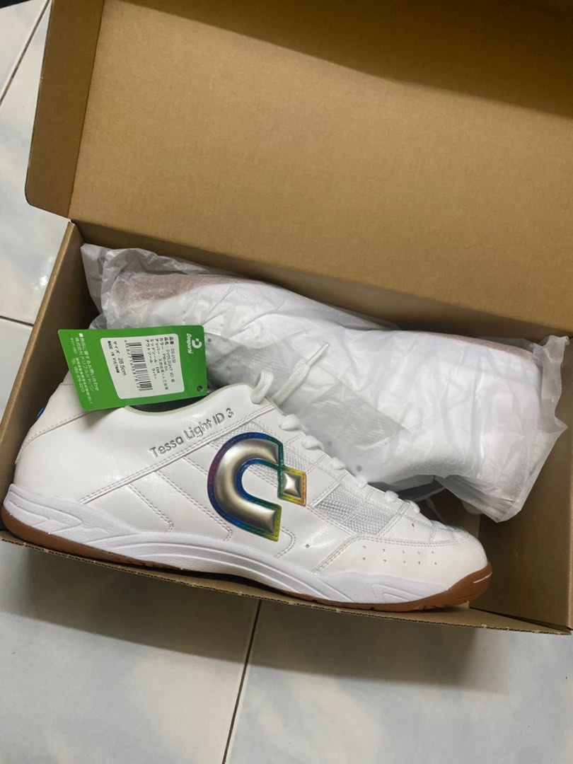 Desporte tessa light 3, Men's Fashion, Footwear, Boots on Carousell