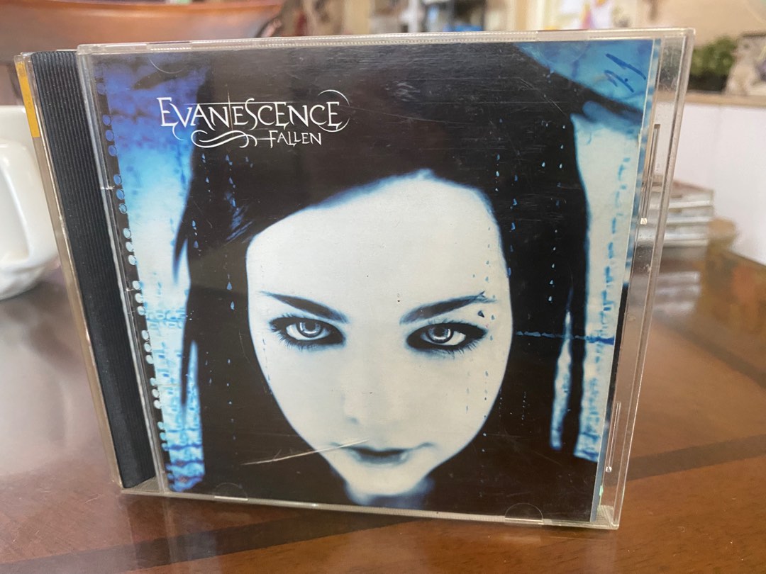Evanescence : Fallen - Original Alternative Metal Rock Nu Metal Ballad ...