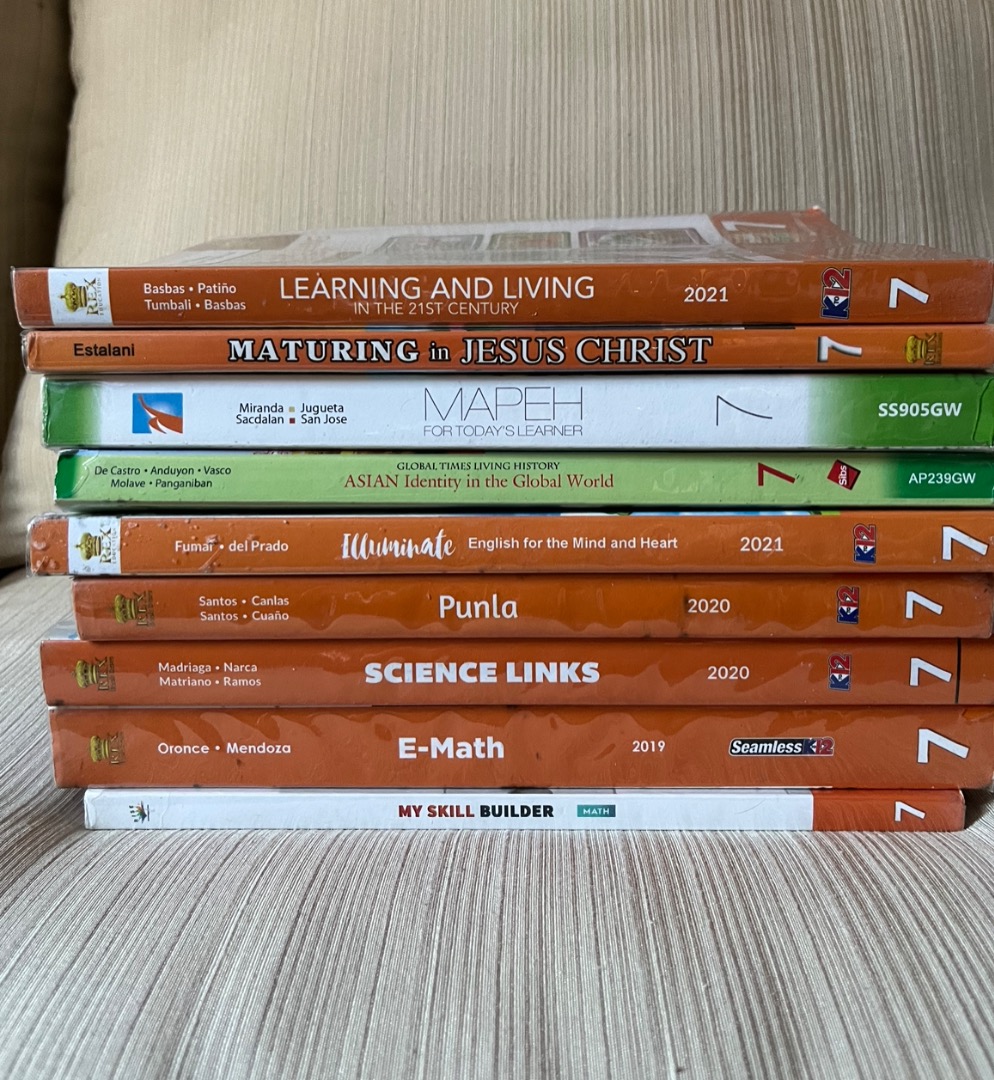 Grade 7 books, Hobbies & Toys, Books & Magazines, Textbooks on Carousell