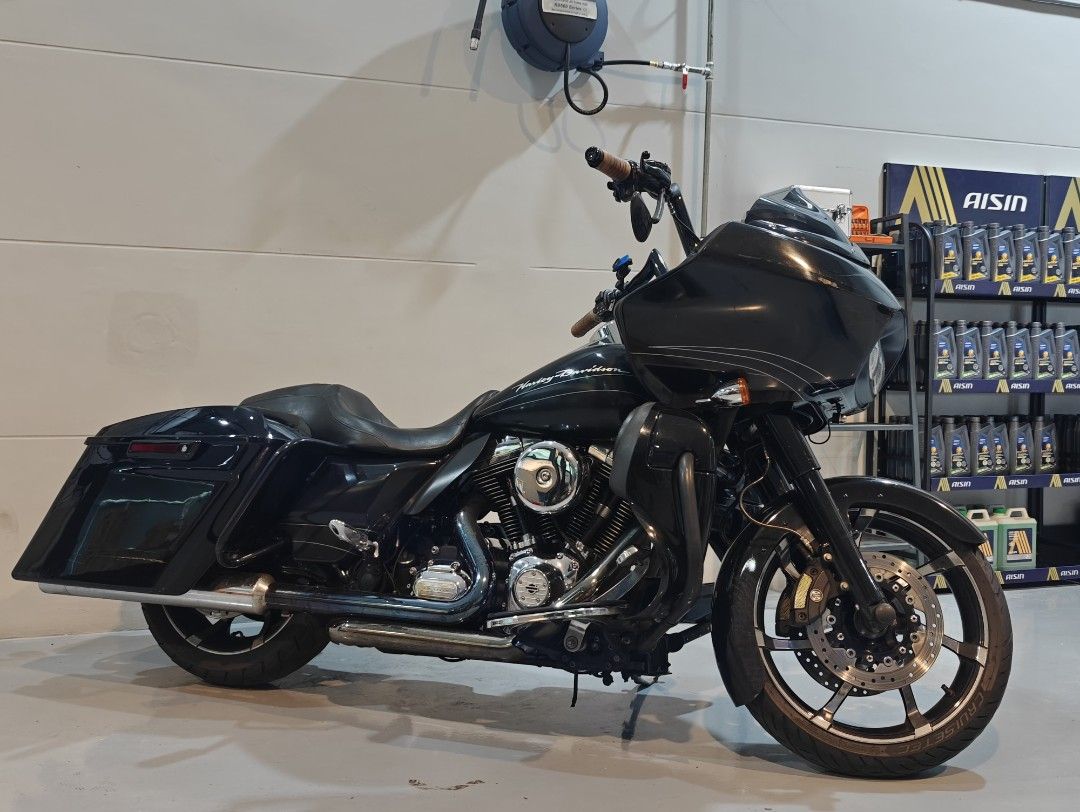 Harley Davidson Road Glide Custom 2014, Motorcycles, Motorcycles for ...