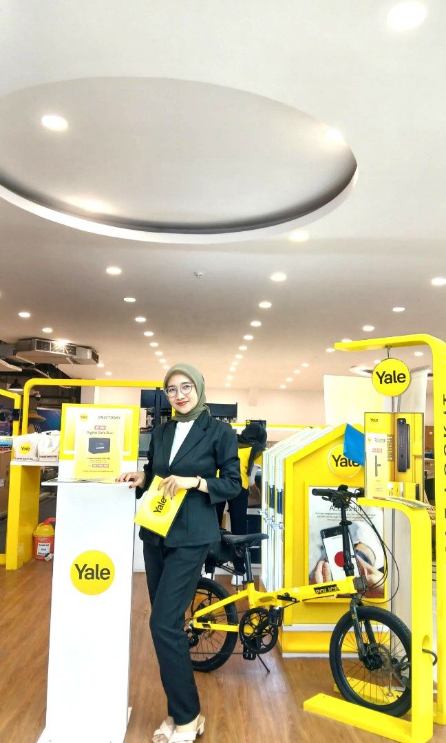 Jasa MC Jakarta Master of ceremony acara launching produk, grand ...