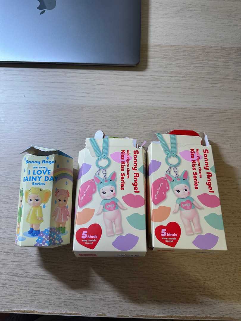 Kiss Kiss Sonny Angels and Rainy Day Sonny Angel, Hobbies & Toys, Toys ...