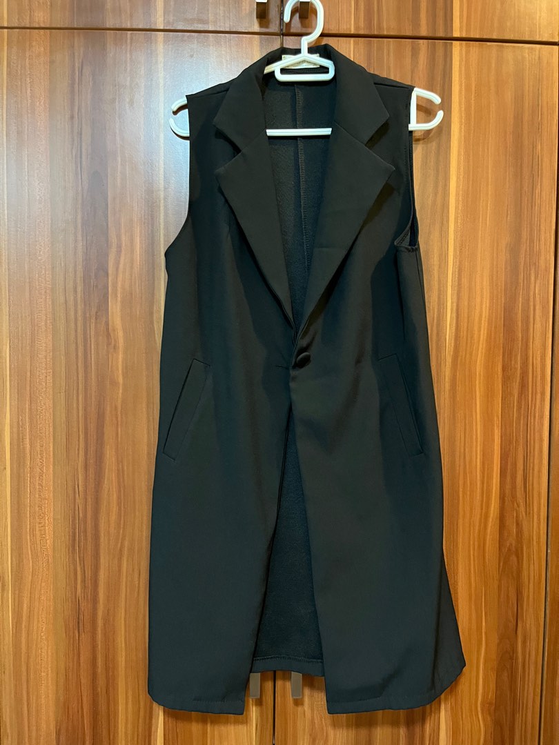 Korean-brand Black Long Vest, Women's Fashion, Coats, Jackets and ...