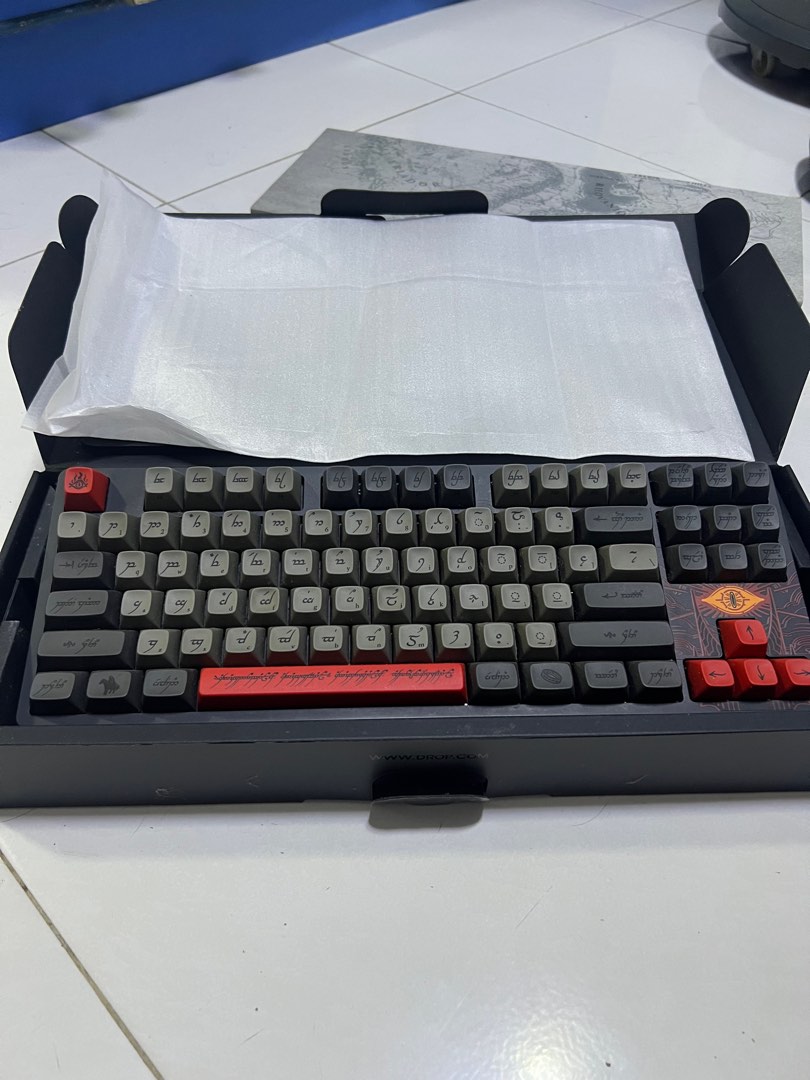 Lord of the ring custom keyboard from DROP, Computers & Tech, Parts & Accessories, Computer ...