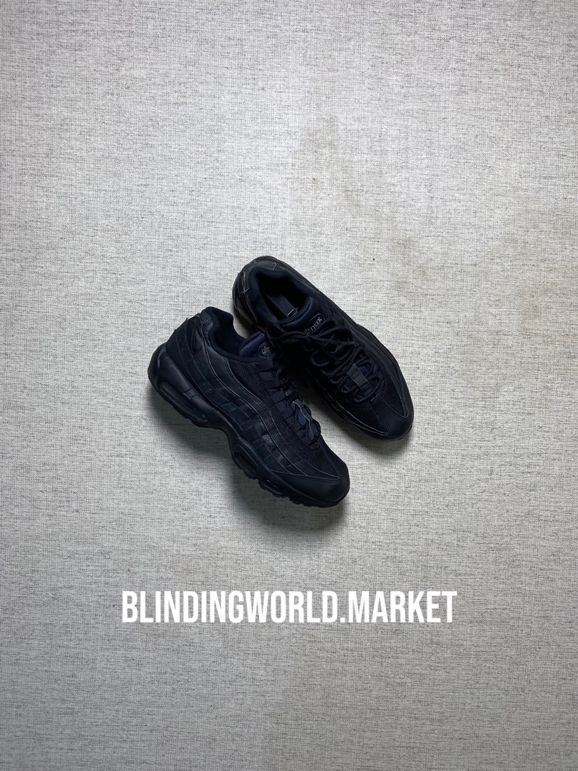 NIKE AIRMAX 95 FULL BLACK, Fesyen Pria, Sepatu , Sneakers di Carousell