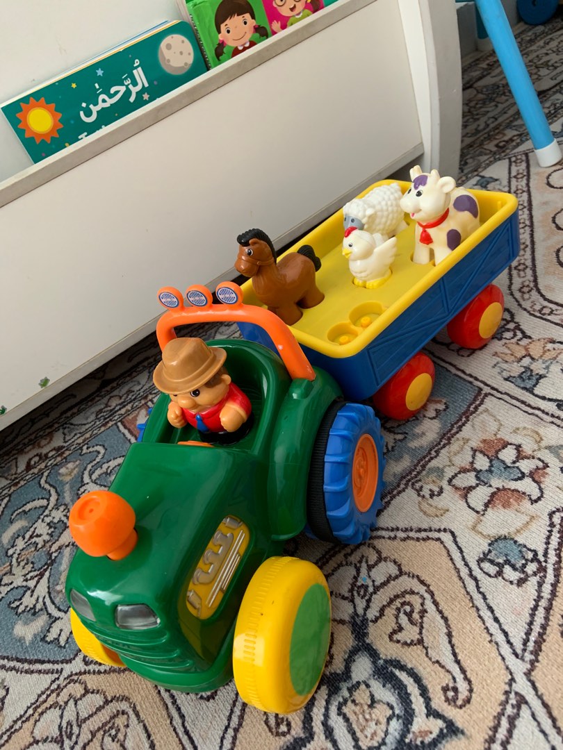 Hamleys Sing Along Farm Tractor, Hobbies & Toys, Toys & Games on Carousell