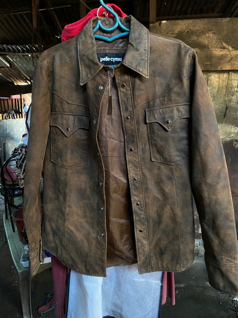 pelle cyna leader jacket size. med fit to semi large exlent condition ...