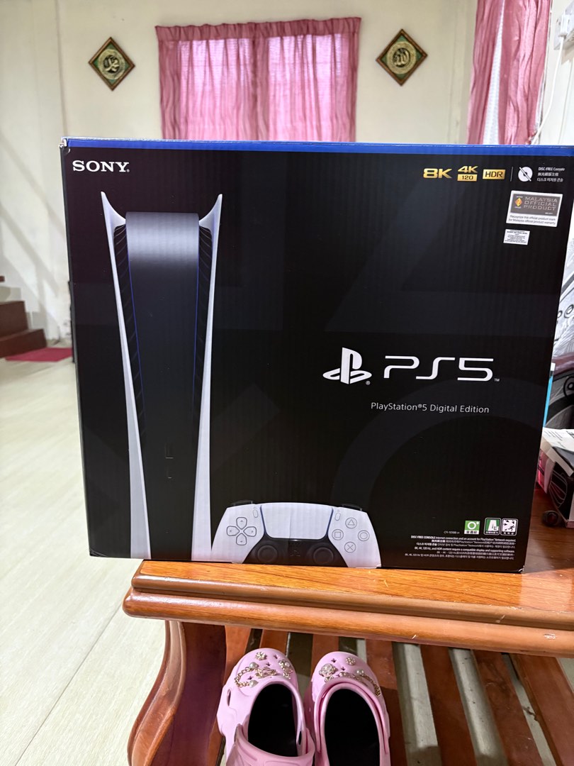 Playstation 5 digital fat version, Video Gaming, Video Game Consoles ...