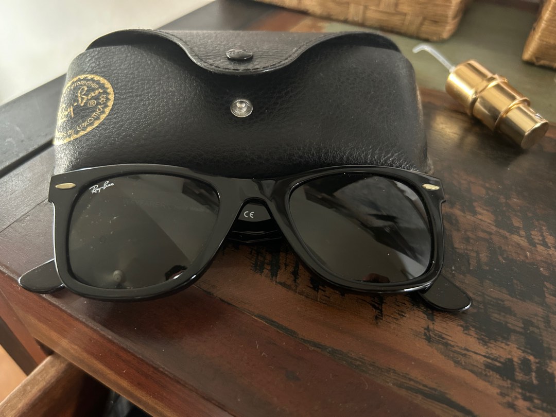 Rayban Wayfarer NEW, Men's Fashion, Watches & Accessories, Sunglasses & Eyewear on Carousell