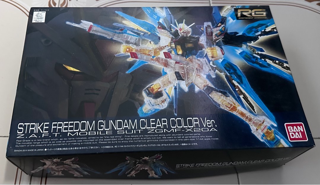 RG 1/144 Strike Freedom Gundam Clear Colour Ver, Hobbies & Toys, Toys ...