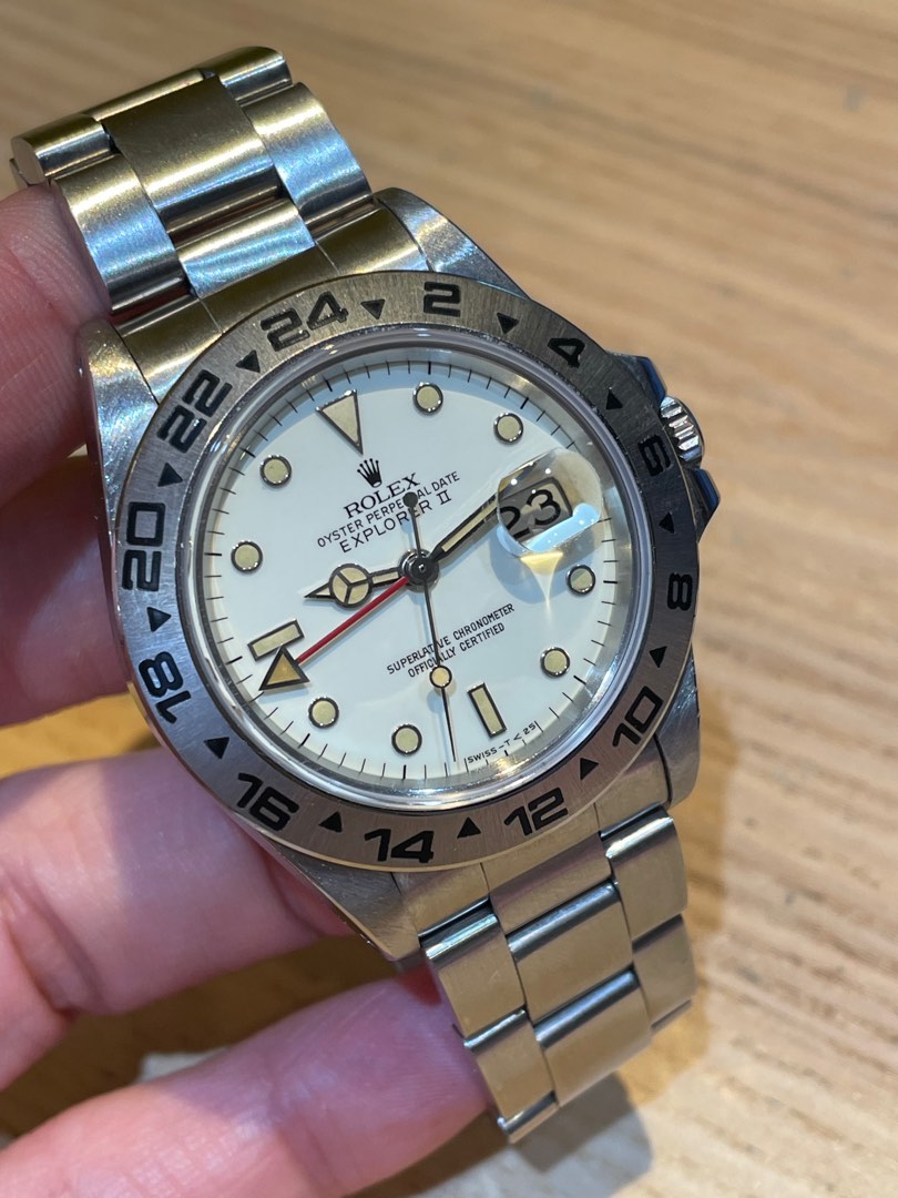 Rolex 16550 Explorer II Cream Rail Dial, 名牌, 手錶 - Carousell