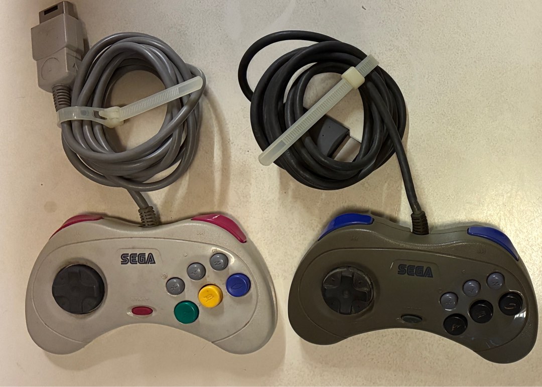 Saga Saturn Game Controller, 電子遊戲, 遊戲機配件, 手掣 - Carousell