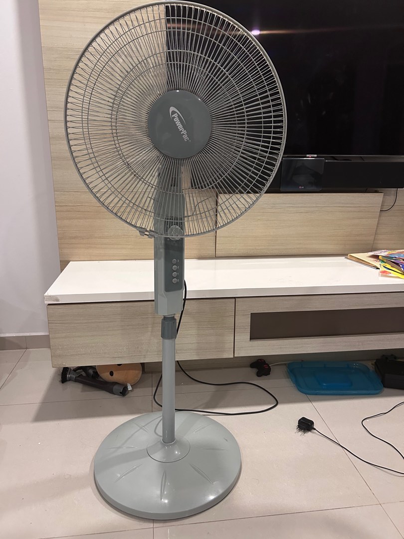 Stand fan power pac, Furniture & Home Living, Lighting & Fans, Fans on ...