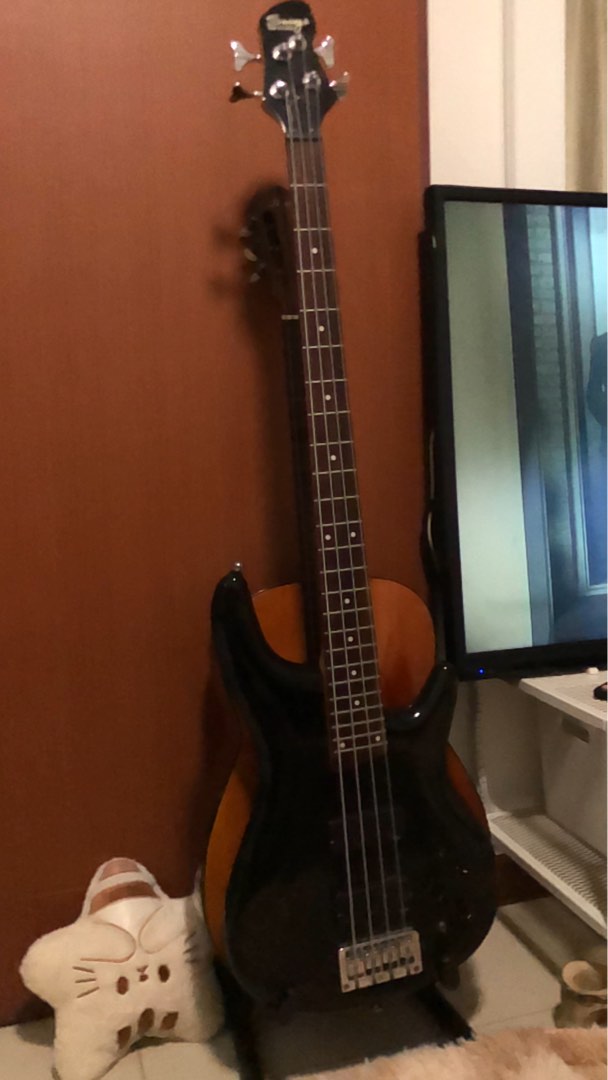 Swing korean Bass Guitar, Hobbies & Toys, Music & Media, Musical ...