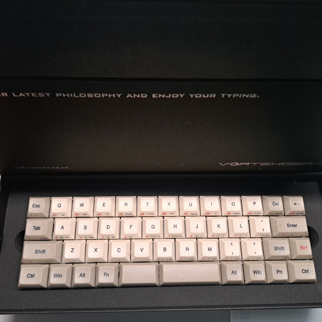 【Vortexgear】Core 40% 非背光 DSA PBT熱昇華鍵帽 CNC機械式鍵盤 Cherry MX 規格: 黑軸 Cherry MX, 電腦及科技產品, 電腦周邊產品, 電腦鍵盤 ...