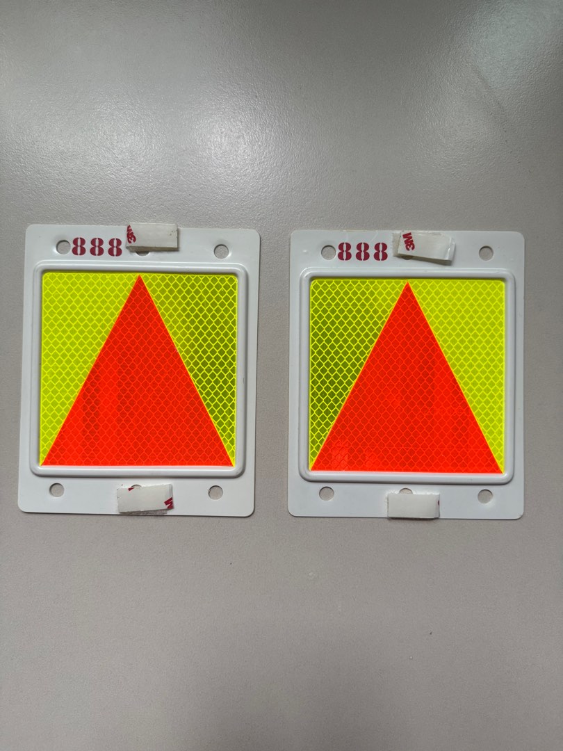 3M Velcro P Plates for new car drivers (one pair), Car Accessories, Car ...