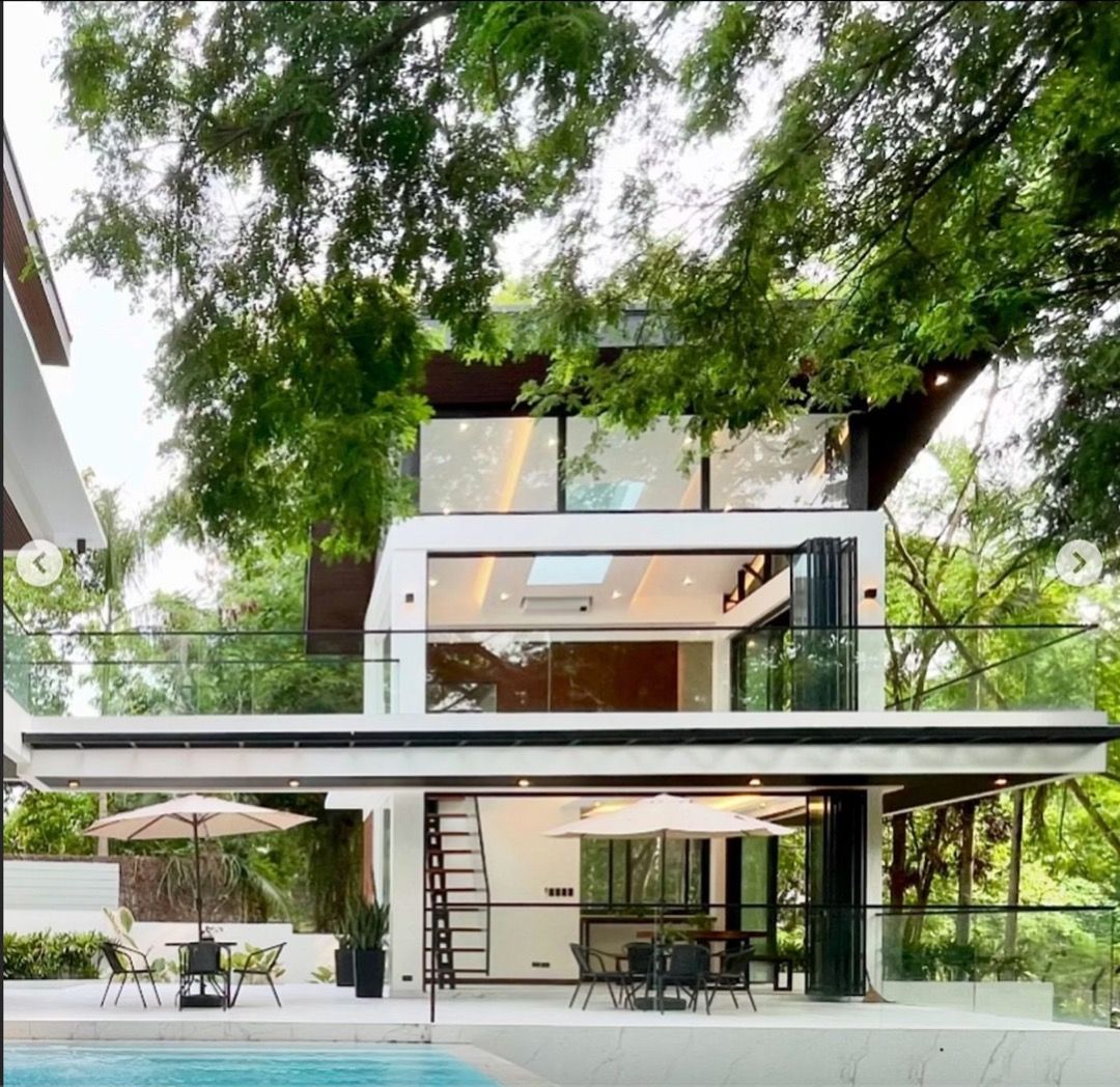 Ayala Alabang Village Brand New Grand Modern Contemporary Estate For ...