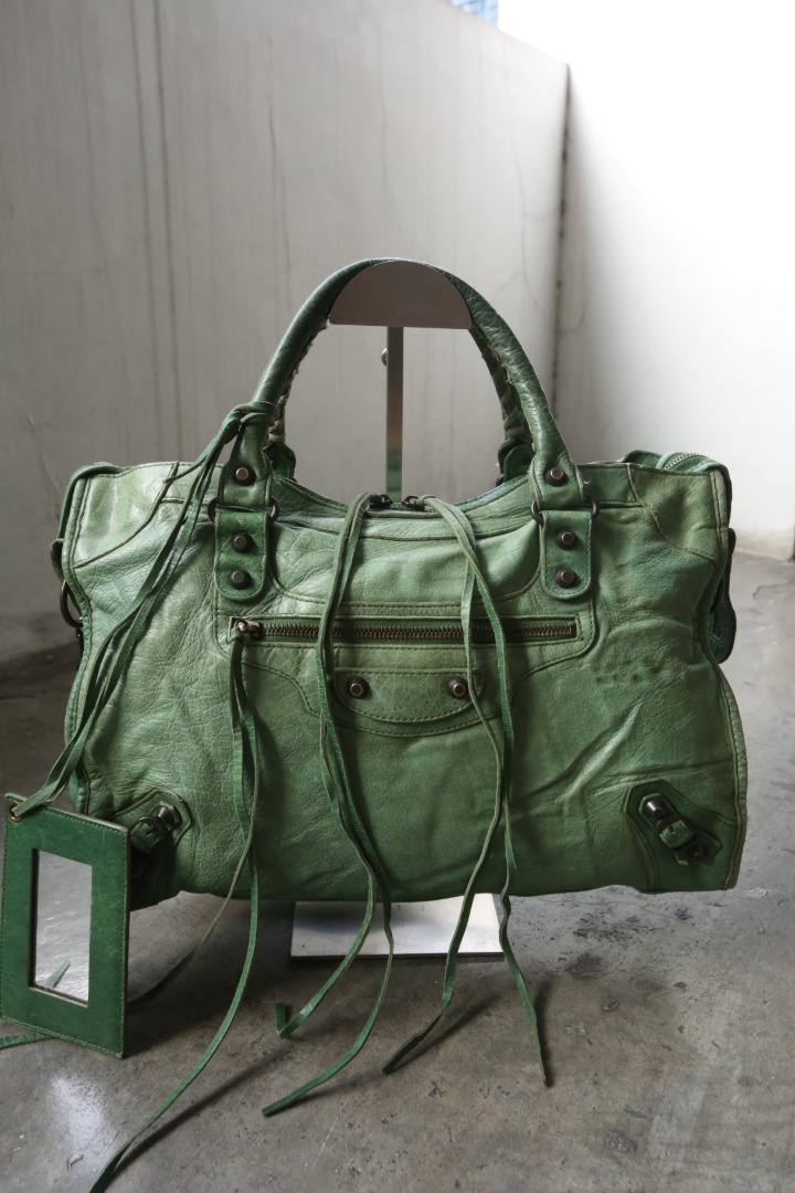 Balenciaga - Nicolas Ghesquiere - F/W 10 - City, Women's Fashion, Bags ...