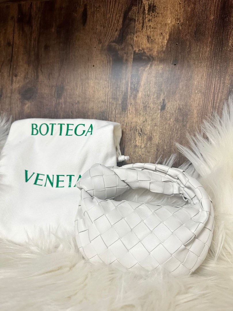BOTTEGA VENETA Candy Jodie in White, Luxury, Bags & Wallets on Carousell
