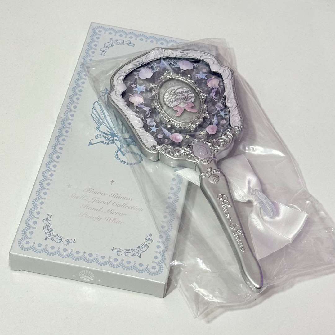 Flower Knows Shells Jewel Mirror Pearly White, Beauty & Personal Care ...