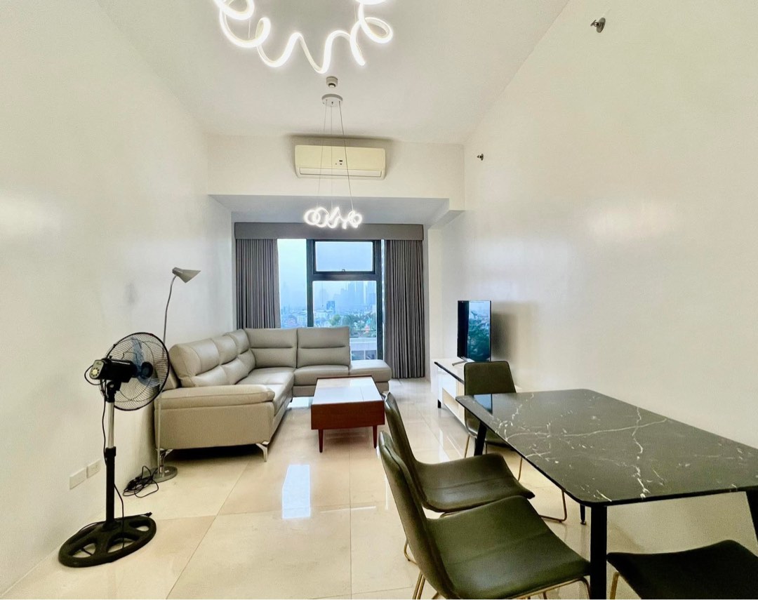 Grand Hyatt Residences, BGC fully furnished.2 bedroom for Lease ...