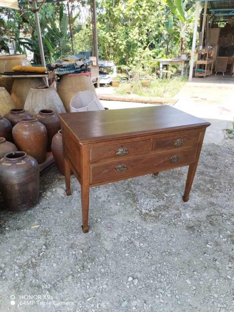 meja antik kayu cengal. 1930an, Furniture & Home Living, Furniture ...