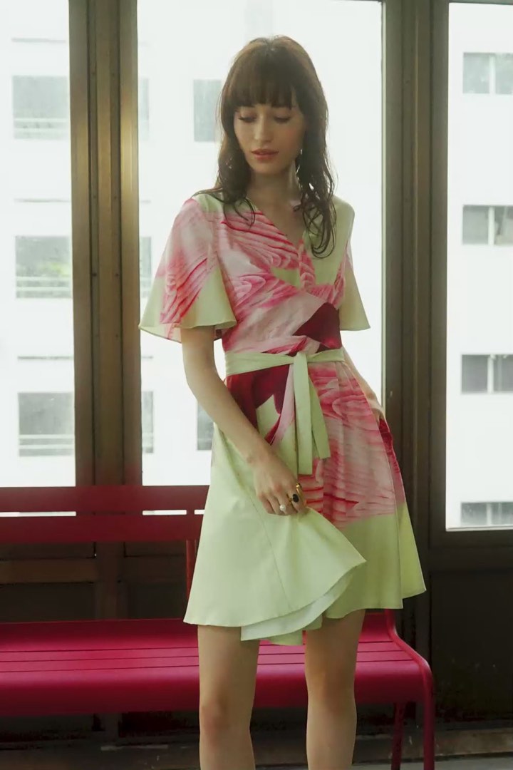 Reckless Ericka Criss-Cross Flutter Knee Dress (Roseate Spoonbill ...