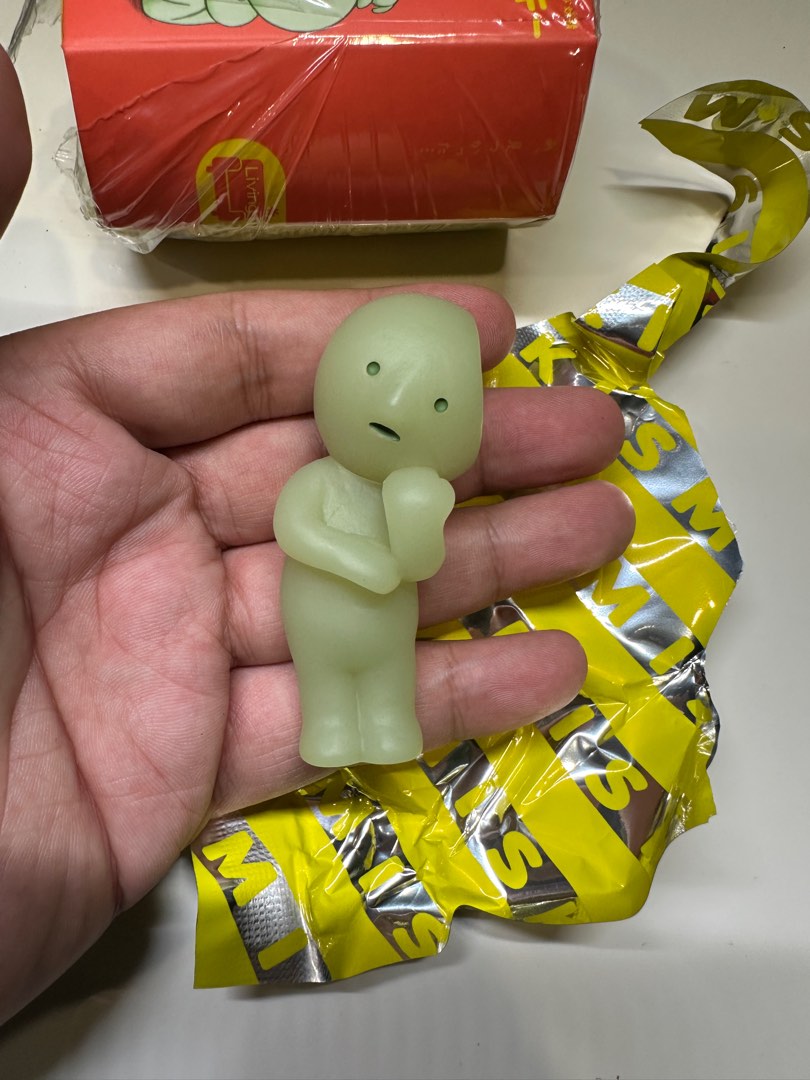 Smiski Thinking, Hobbies & Toys, Toys & Games on Carousell