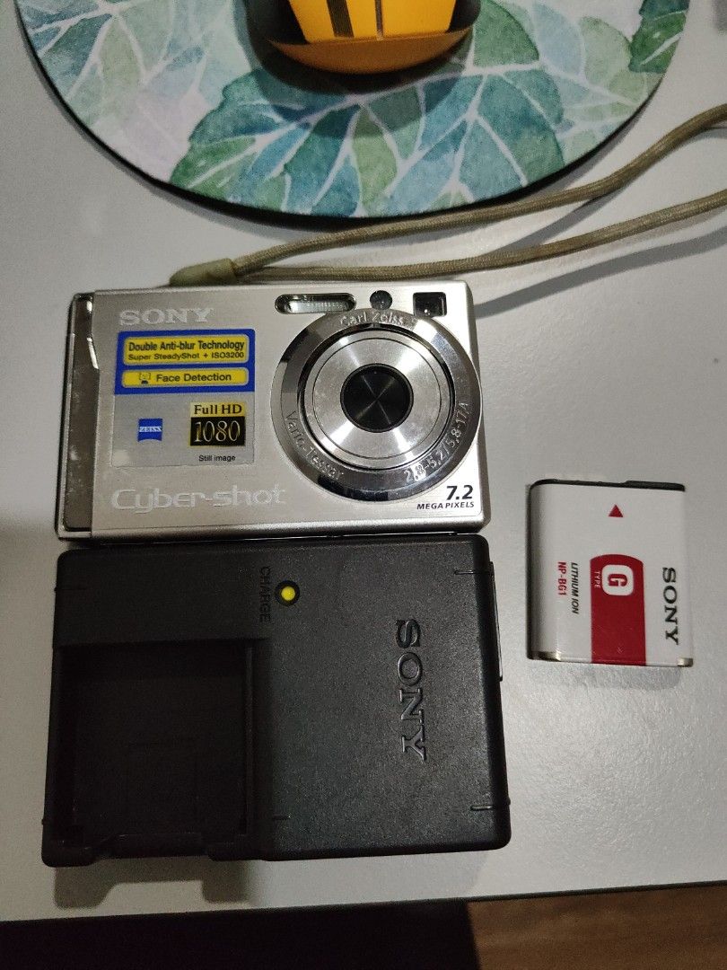 Sony N50 cyber shot, Photography, Cameras on Carousell