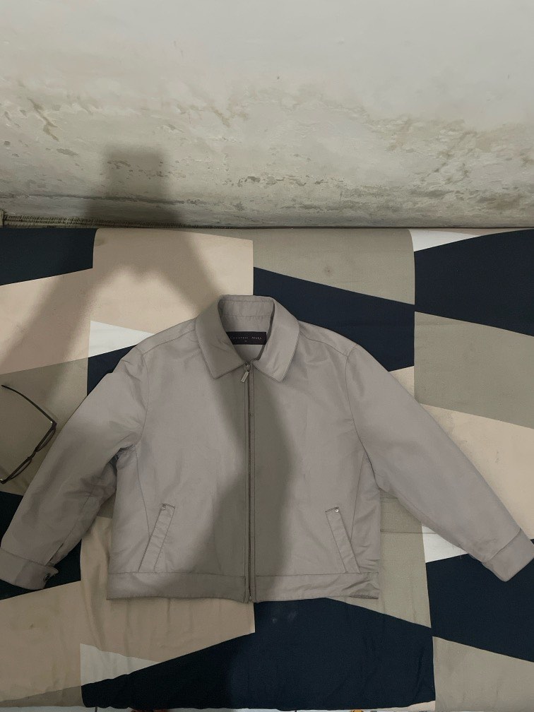 Work jaket boxy countess mara size M 95, Fesyen Pria, Pakaian , Baju ...