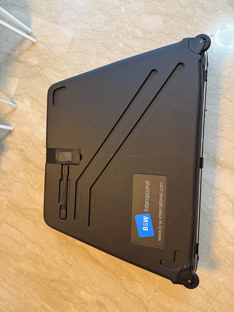 B&W Hard Case Bike Box, Sports Equipment, Bicycles & Parts, Parts ...