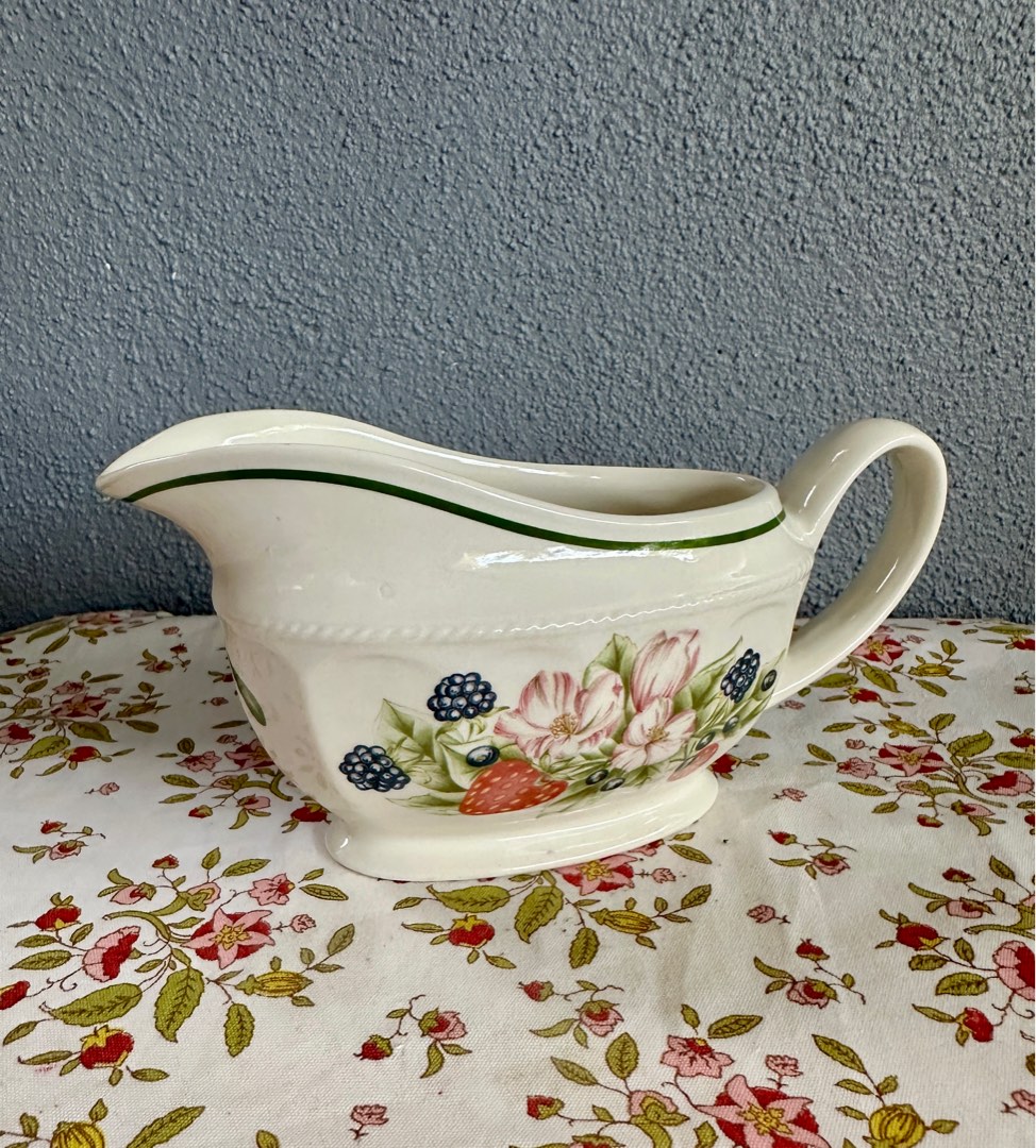 Churchill Victorian Orchard Gravy Boat, Furniture & Home Living ...