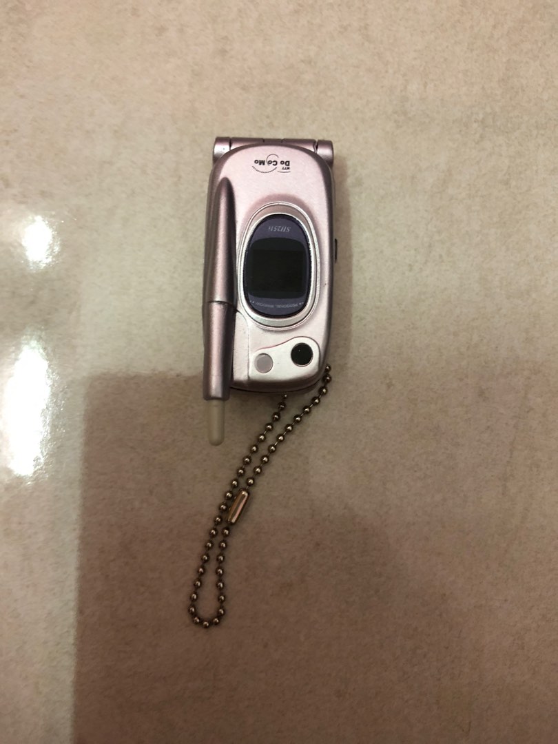 Docomo flip phone keychain gashapon, Hobbies & Toys, Toys & Games on ...