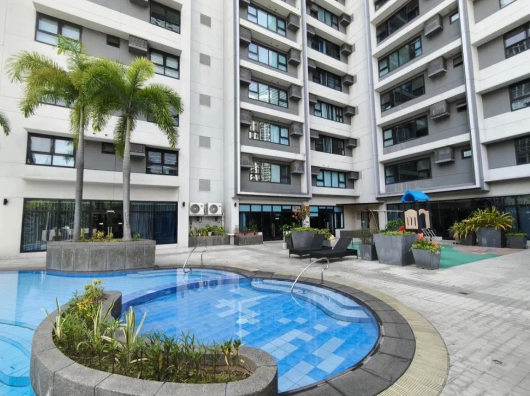 FOR SALE - Fully Furnished Condo Unit in The Fort Residences, BGC, Brgy. Fort Bonifacio, Taguig ...