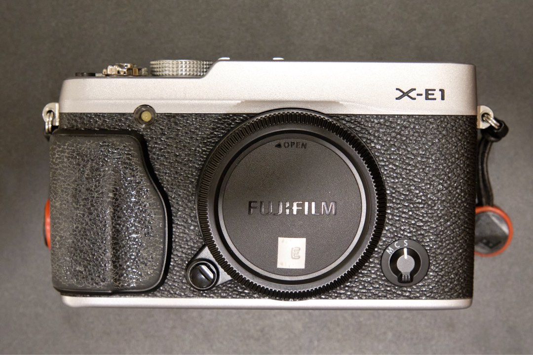 Fujifilm X-E1, x-trans 1 original, Photography, Cameras on Carousell
