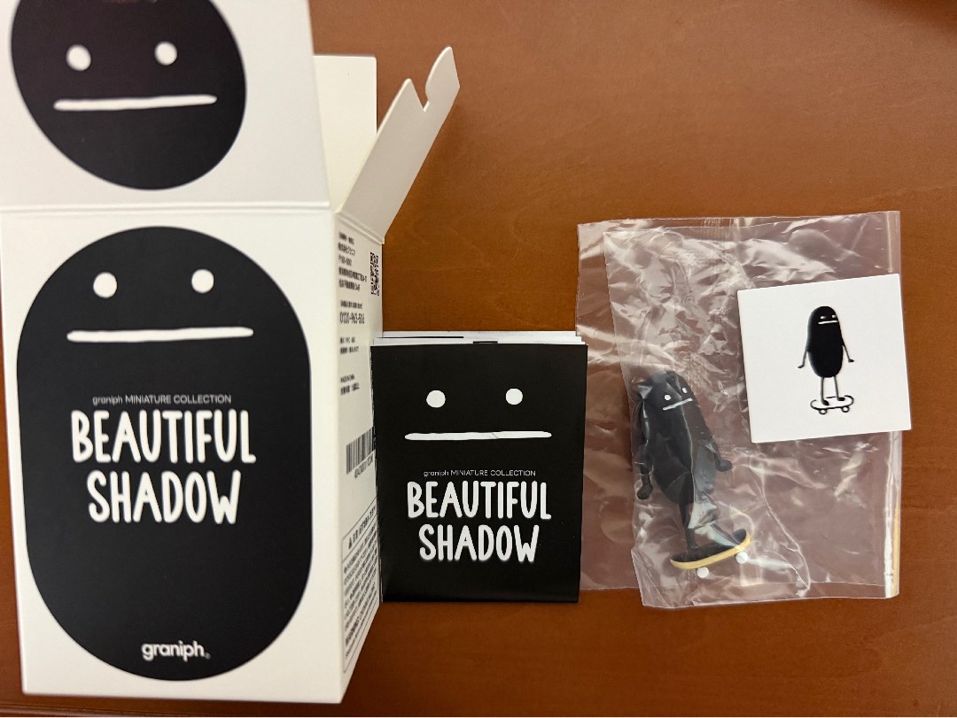 日本Graniph 官方正品模型公仔beautiful shadow 全新現貨（僅拆盒未拆袋）, 哩哩扣扣, 其他在旋轉拍賣