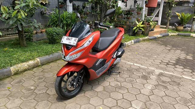 Honda PCX, Motor di Carousell