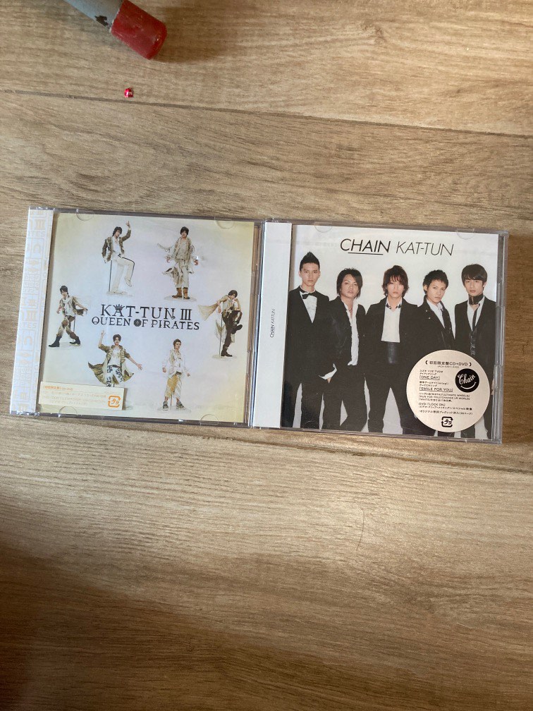 kat-tun chain 初回限定/queen of pirates初回限定, 興趣及遊戲, 音樂、樂器 & 配件, 音樂與媒體 - CD ...