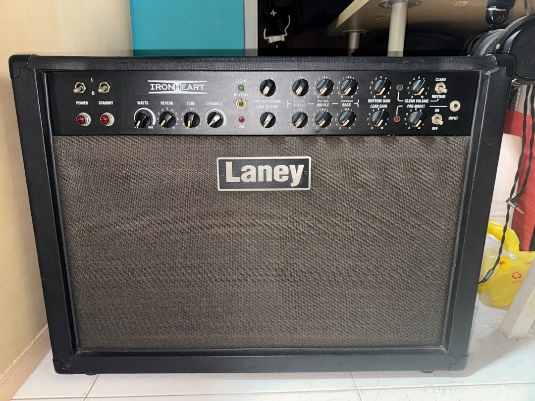 Laney Ironheart IRT60 2x12, Hobbies & Toys, Music & Media, Musical ...