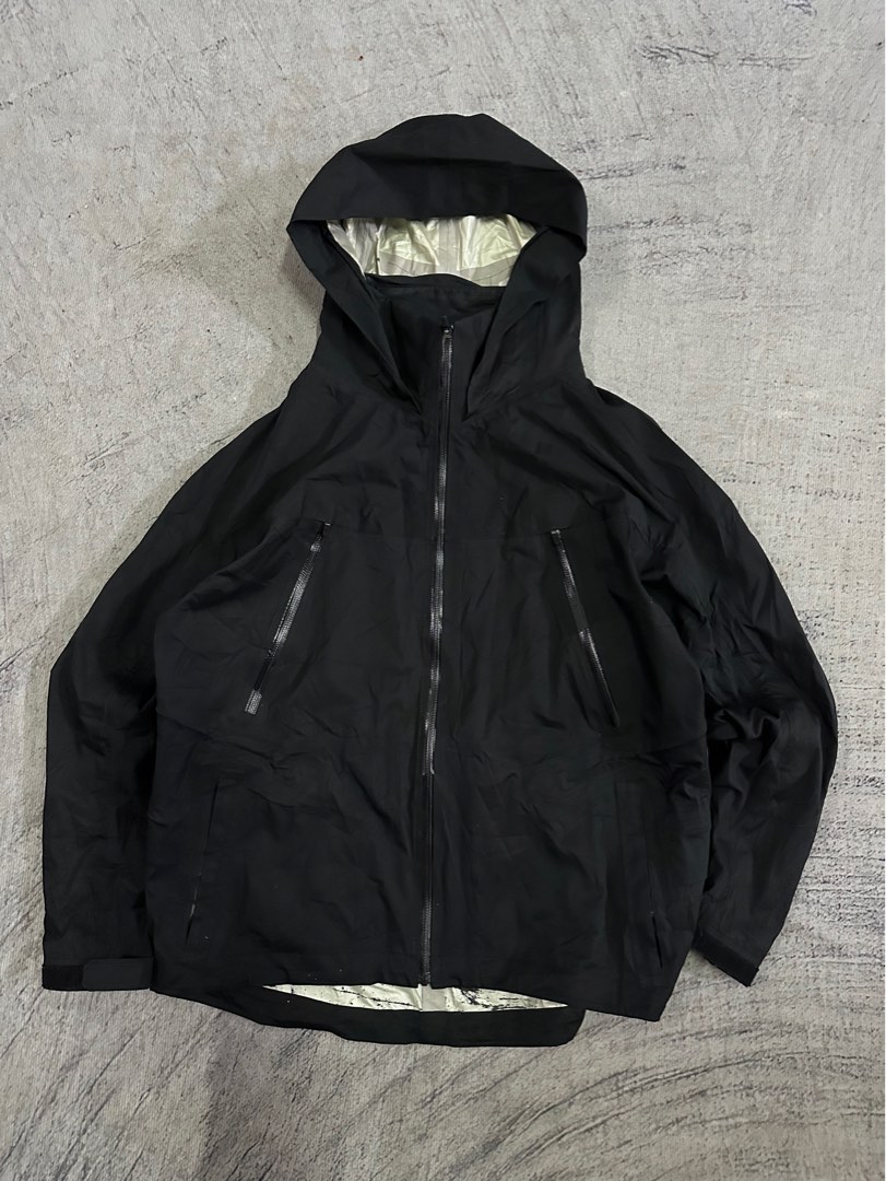 Nike Gorpcore Jacket waterproof, Men's Fashion, Coats, Jackets and ...