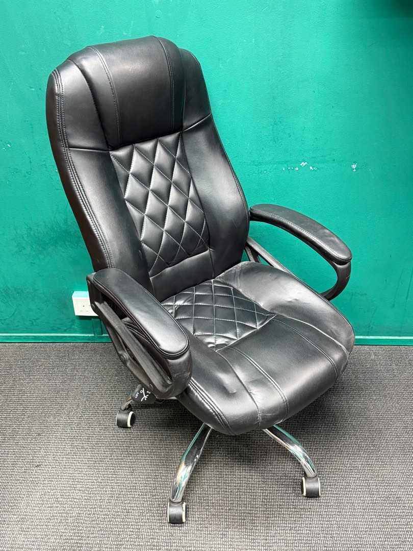 Office chair, Furniture & Home Living, Furniture, Chairs on Carousell