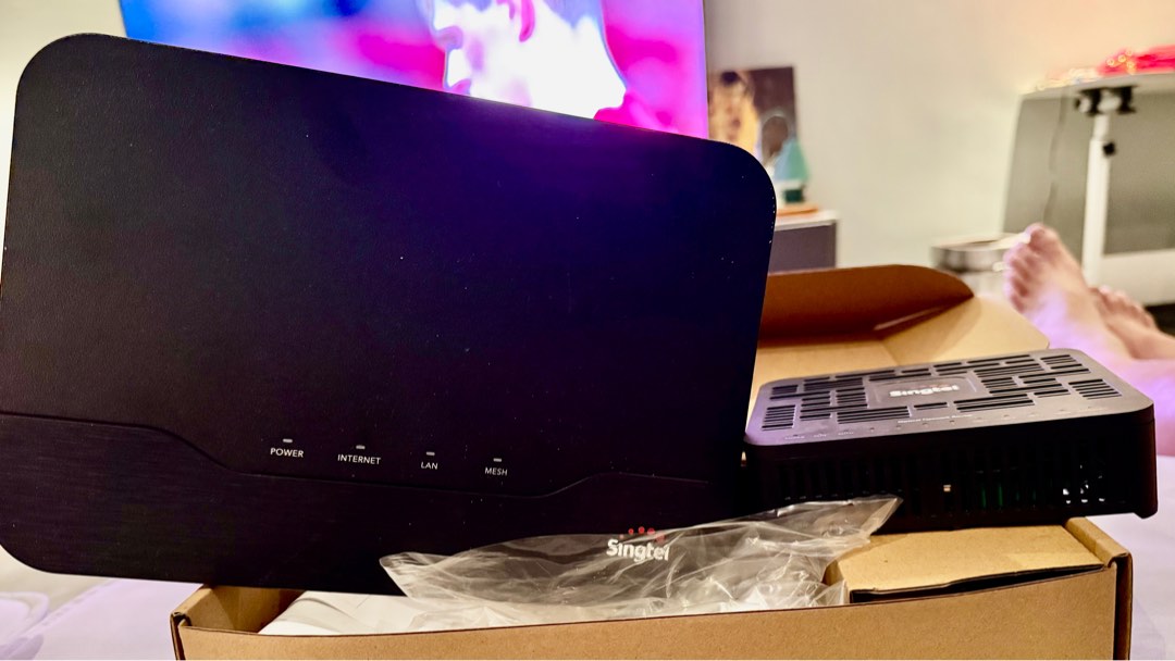 Singtel Mesh Modem and Router, Computers & Tech, Parts & Accessories ...