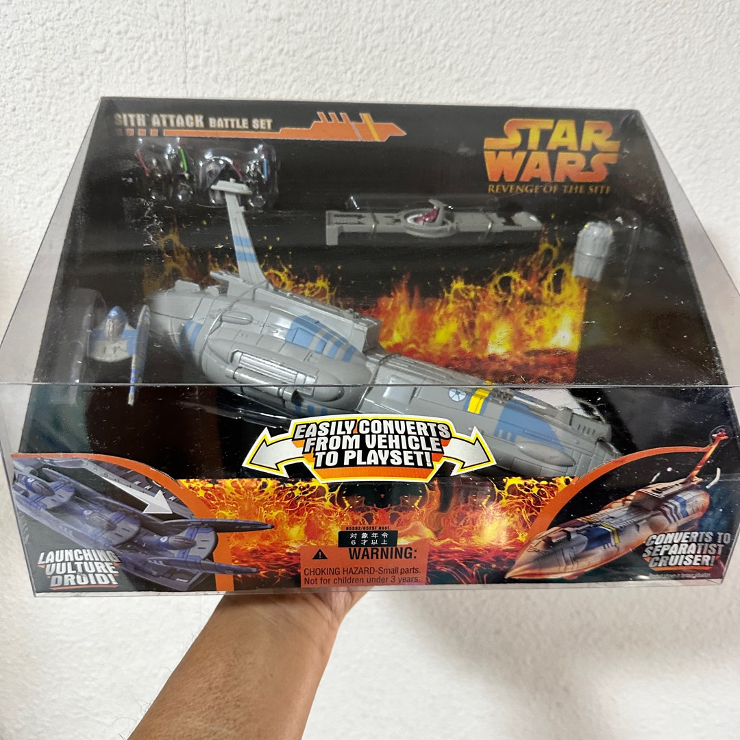 Star Wars Revenge of the Sith Separatist Cruiser playset, Hobbies ...