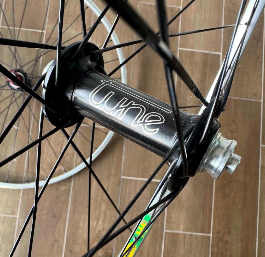 Tune Mig Mag Wheel Set 700c, Sports Equipment, Bicycles & Parts ...