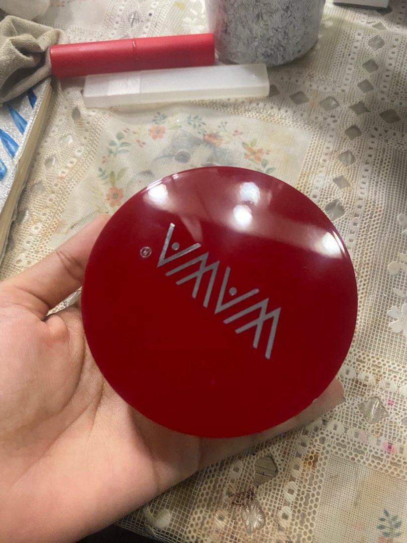 Wawa loose powder, Beauty & Personal Care, Face, Makeup on Carousell