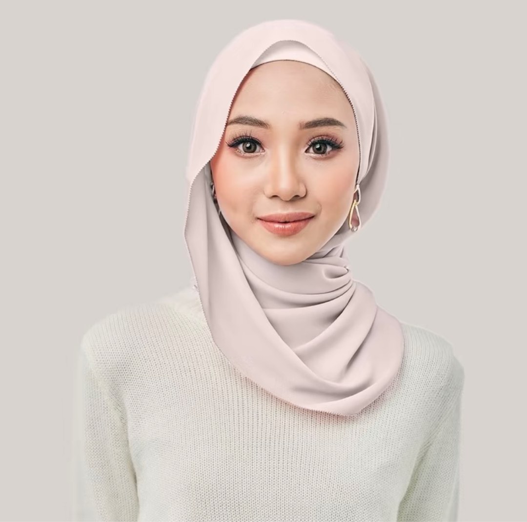 WTS GUZEL KL CHIFFONLUX IN SPRINKLE BABYSEAM FINISHING, Women's Fashion ...