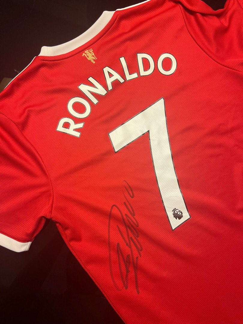 Authentic Signed Ronaldo jersey, Hobbies & Toys, Memorabilia ...