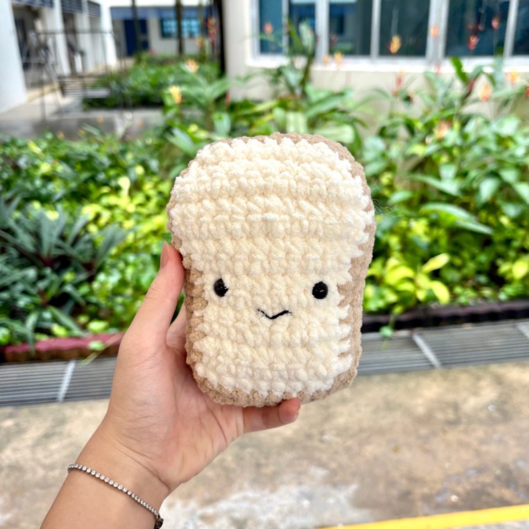 crochet toast, Hobbies & Toys, Stationery & Craft, Handmade Craft on ...