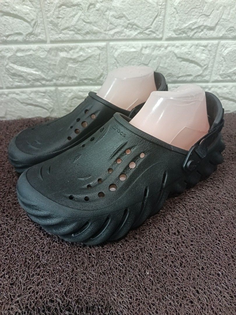 CROCS Echo Clogs Sandal, Sports Equipment, Hiking & Camping on Carousell